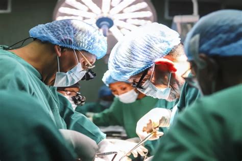 EsSalud: 6to corazón llega a Lima para paciente en lista de espera de donación de órganos - LA ...