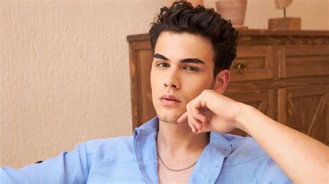 Atakan Hoşgören Sosyal Medyanın Gündeminde Magazin