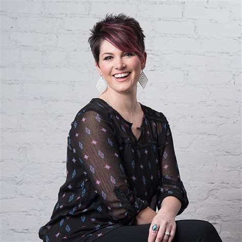 About — The Art Of Robin Ewers