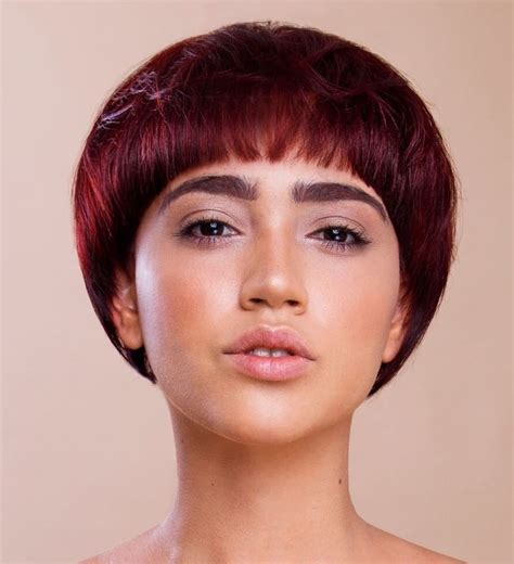 20 Lovely Micro Bob Hairstyles For 2025 The Right Hairstyles