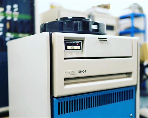 Beige O Vision Some Shots Of The Guts Of A Dec Rm03 Disk Facebook