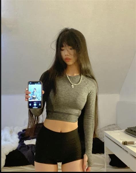 Rate Her 1 10 I Think 7 5 R Realasians