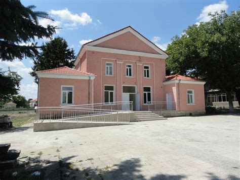 Деомид ЕООД – проектиране и строителен надзор | House styles, Mansions ...