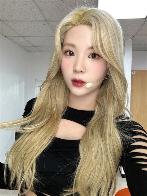 231016 Cignature Twitter X Update Seline Kpopping