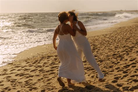 Summer Beach Elopement On Herring Cove Beach In The Beautiful Outer Cape Cod In Provincetown
