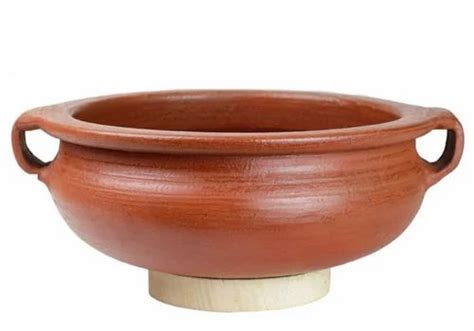 Capacity 500 Ml Handmade Clay Pots Size 8 Inch At 300 Piece In Kayamkulam