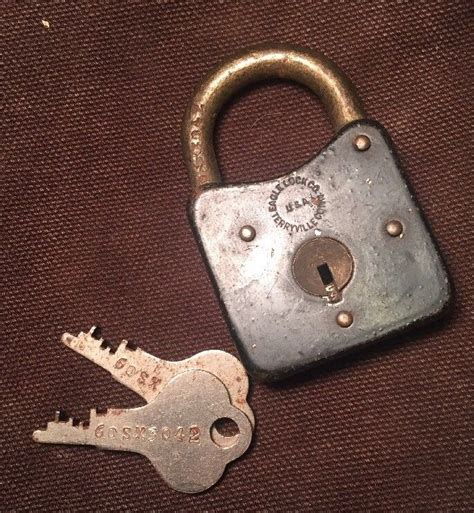 Vintage Eagle Padlock With Original Keys Antique Lqqk Antique Price