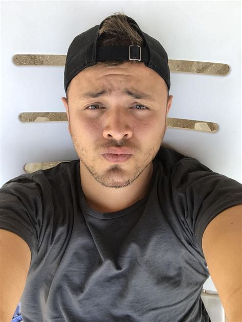 Chico Guapo Fröhlich Beso Kostenloses Foto Auf Pixabay Pixabay