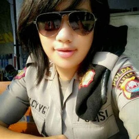 Galeri Foto Selfie Polwan Indonesia Pixie