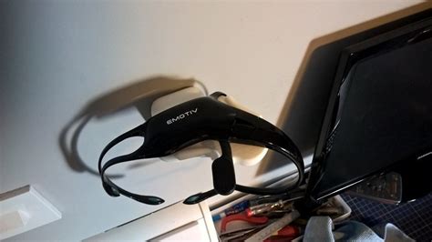 3d printed emotiv insight eeg headset wall mounted stand by steven