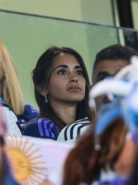 Antonela Roccuzzo World Cup Football Wags Antonella Roccuzzo Brad Pitt