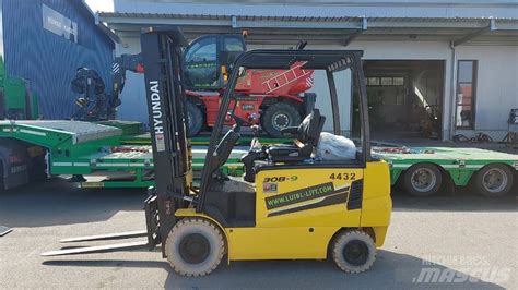 Hyundai 30b 9 3 Ton Electric Triplex 55m 2017 Deutschland Mascus
