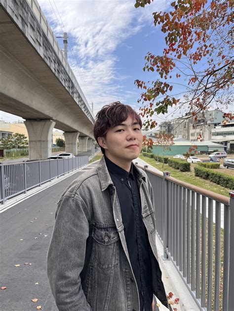 About Me Yen Hsiang Wang 王彥翔