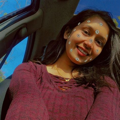 𝐒𝐫𝐮𝐬𝐡𝐭𝐢 ♡ Srushtigarud Snapchat Stories Spotlight And Lenses