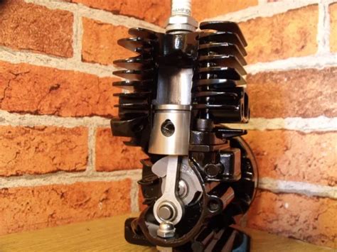 Cutaway Engine 2 Stroke Engine Display Engine Sectioned Engine