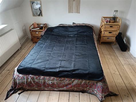 3 Best Sex Blankets Actually Tested