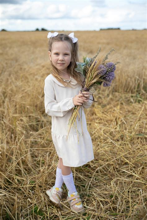 Cute Tween Girl Photos Download The Best Free Cute Tween Girl Stock