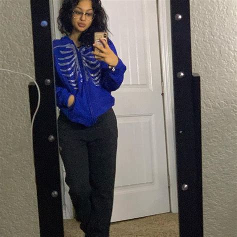 Prettyluhhazel Bio Wiki Age Net Worth Dating Height Weight Body Measurements Affair