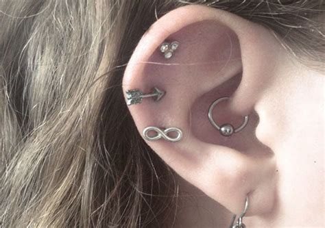 How To Choose Earrings For Girlfriend
