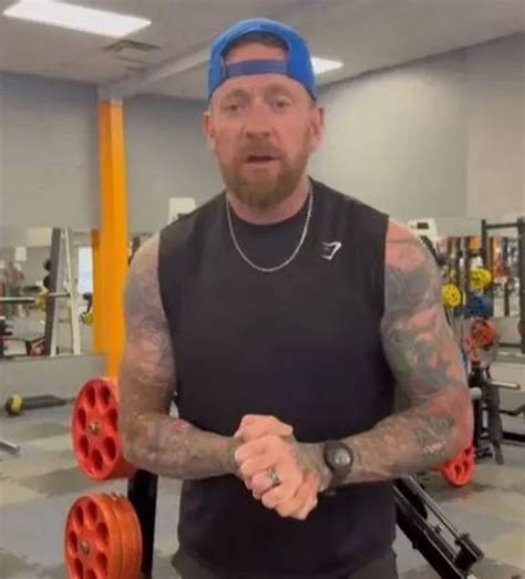 Sir Bradley Wiggins Unrecognisable And Looks More Like Wwe Wrestler In