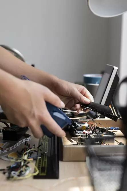 Laptop Service Computer And Laptop Service Data Recovery In Velachery