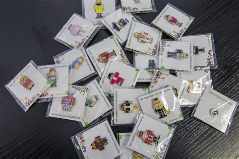 Check Out These Adorable Special Edition Android Badges Pictures Cnet
