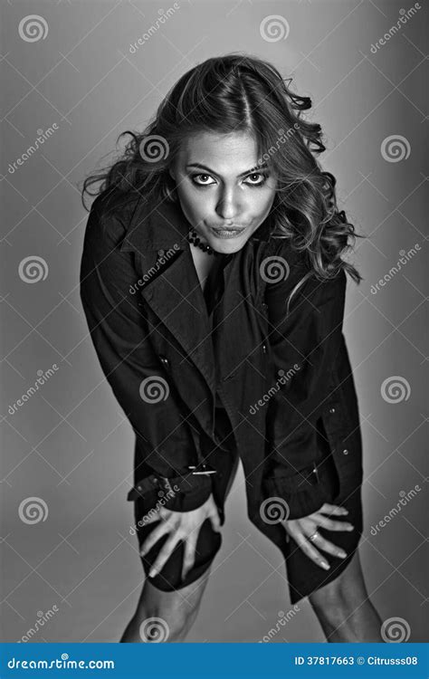 Photo Démotion Dune Femme Sexy En Noir Et Blanc Image Stock Image