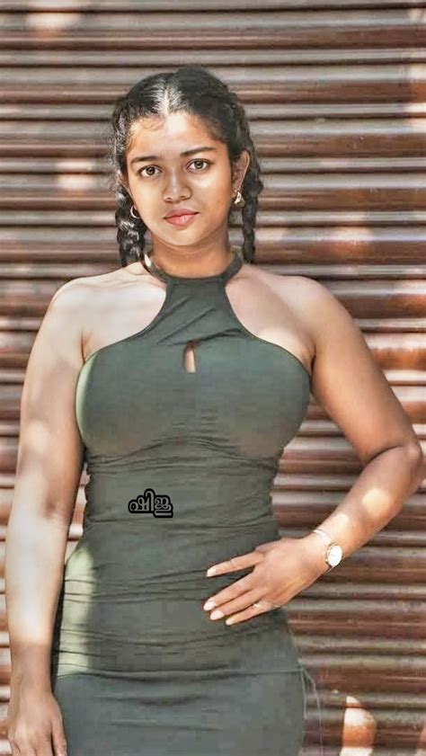 Amala Shaji Hot 🔥 Celebrity Fashion Looks Indian Dresses For Women