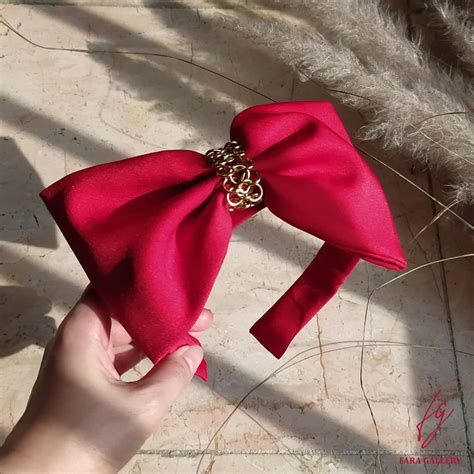 Fara Gallery ابتدای هر ماه از بین لایک و کامنت‌های پست‌هامون قرعه کشی میکنیم و به یکی از شما