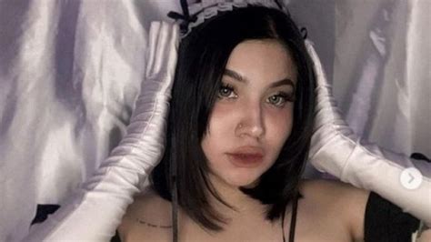 Ikut Beli Puluhan Konten Video Syur Dea Onlyfans Ini 4 Fakta