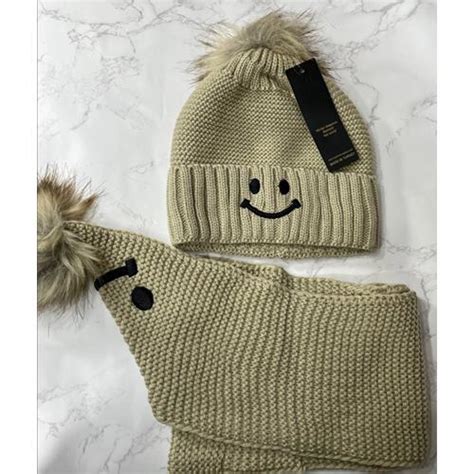 کلاه گردنی طرح لبخند پخش پاناما