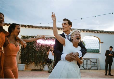 Claudia And Pedro Están Cumpliendo Ruth Roldán Fotografía Facebook