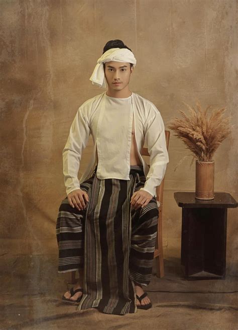 🇲🇲 Myanmar Burmese Traditional Costume เมียนมาร์ ศิลปะไทย ภาพบุคคล