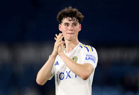 Harry Gray Set To Follow In Brothers Footsteps At Leeds United