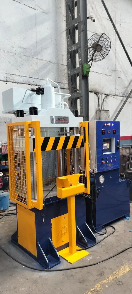 Hydraulic Bladder Curing Press 18 24 Inch At ₹ 3000000 Tube Curing