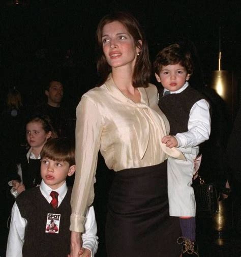 2770 Seymour Stephanie Photos And Premium High Res Pictures Getty