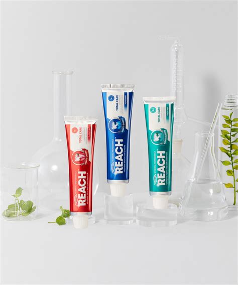 Reach Total Care Toothpaste Classic Mint Lg Handh Uk