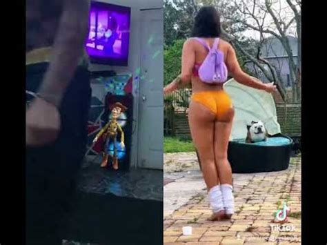 Anyone Got Any Info On The Dora Cosplayer Jumping Rope 2 Replies 1473156 ›