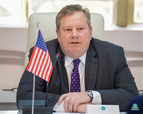 Mike Hammer The Pied Piper Of Counterrevolution Cuba Si