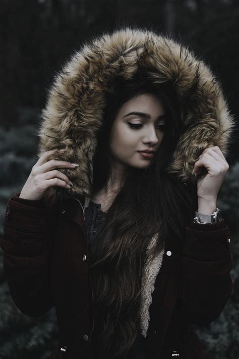 Fur Coat Wallpapers Top Free Fur Coat Backgrounds Wallpaperaccess