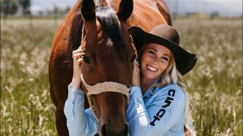 Just Rewalkin With Amberley Snyder Cowgirl Magazine