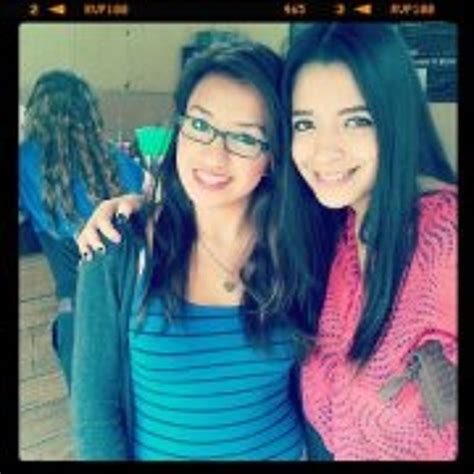 Stream Viviana Buenrostro Music Listen To Songs Albums Playlists