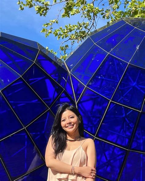 Latest Portrait Of Olive Lee Former Presenter Living In The Netherlands Highlighted For