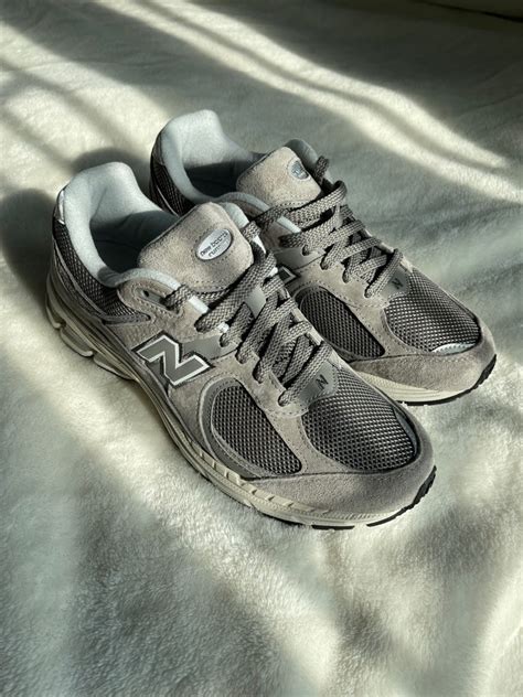 New Balance 2002r Nb 2002rc 男裝 鞋 波鞋 Carousell