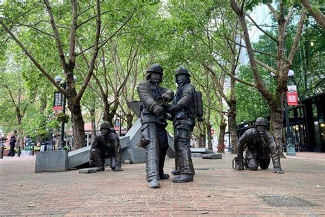 Welcome To Seattle Walking Tour With Monorail Ride 2025 Book Now