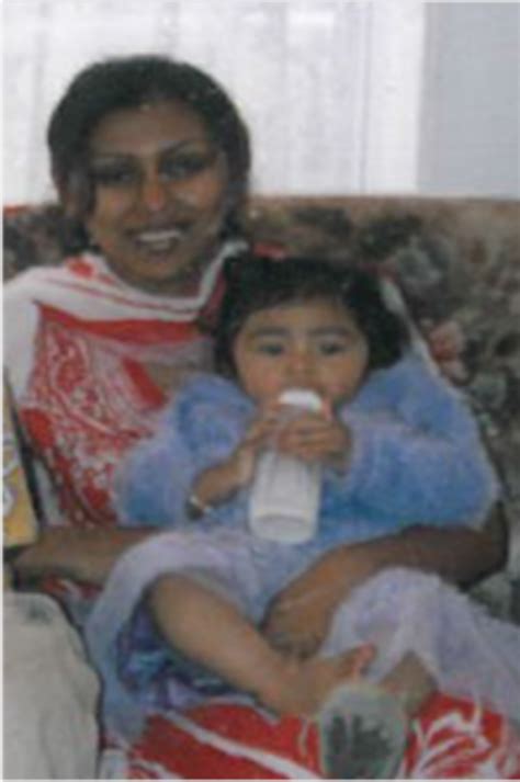 A Moment In Crime Podcast Under The Bridge The Tragedy Of Pakeeza