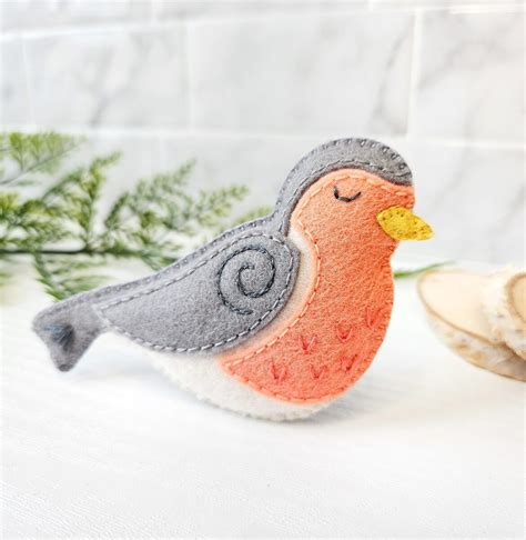 Felt Robin Sewing Pattern The Yellow Birdhouse