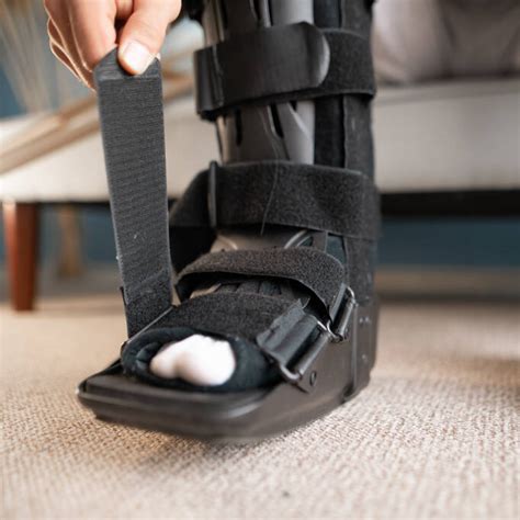 5 Essential Tips For Success With Your Medical Walking Boot