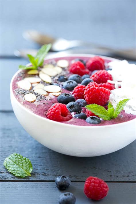 Easy Berry Coconut Smoothie Bowl Recipe Healthy Fitness Meals