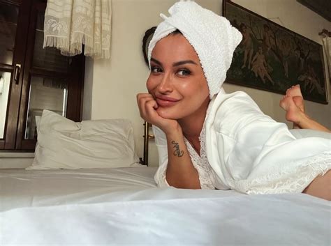 Andreana Cekics Feet